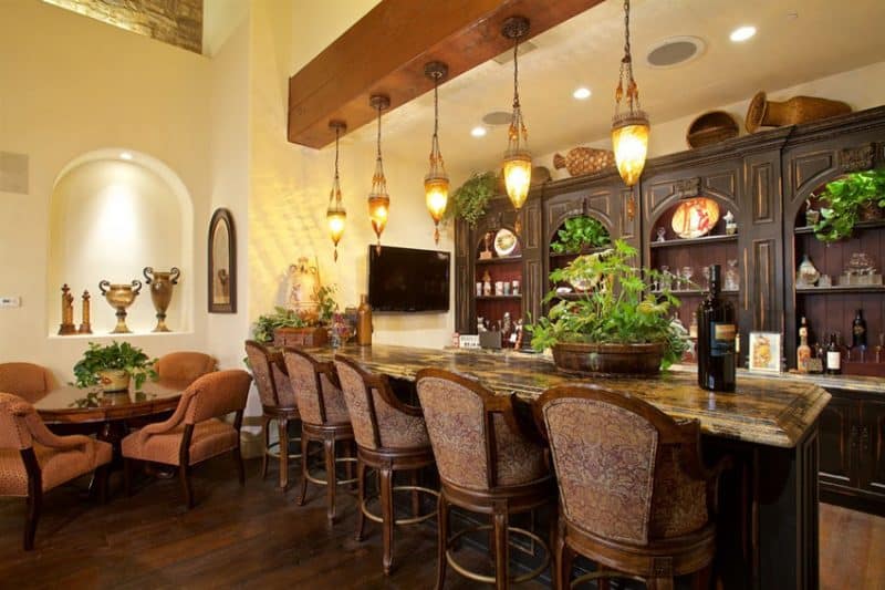 Luxury Tuscan Style House (Interior & Exterior Pictures)