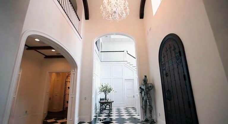 Modern Castle Style Home Design (Interior & Exterior Pictures)