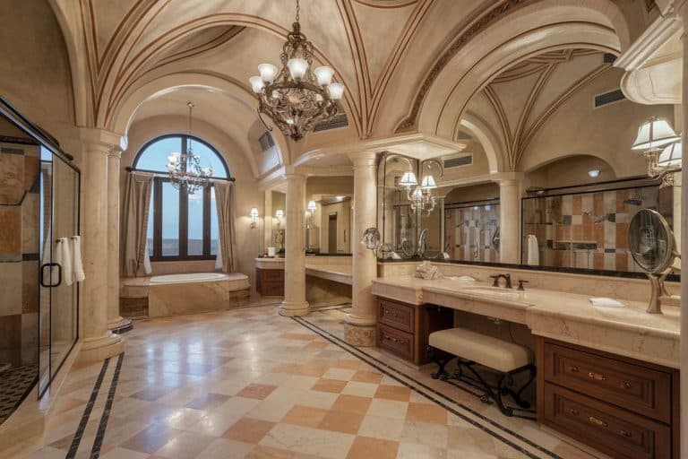 How To Design Luxurious Mansion Bathrooms