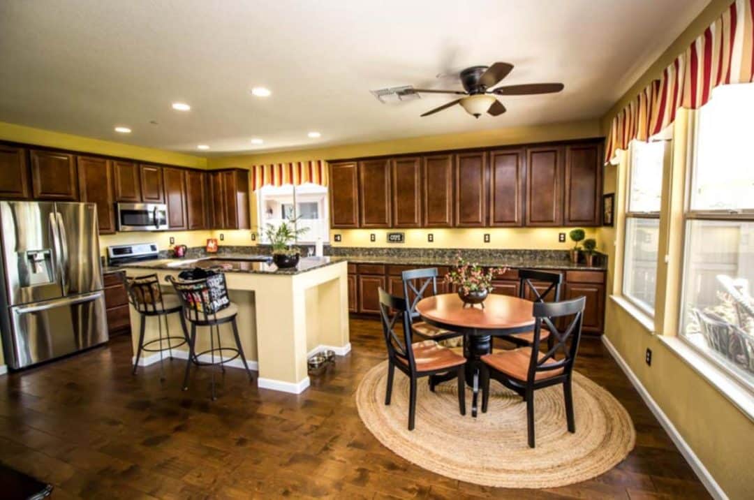 21 Beautiful Country Kitchen Designs (Pictures)