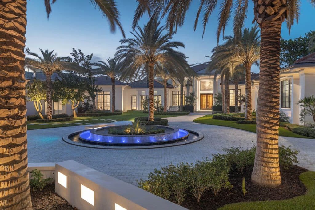 Modern Driveways (Stunning Design Ideas)