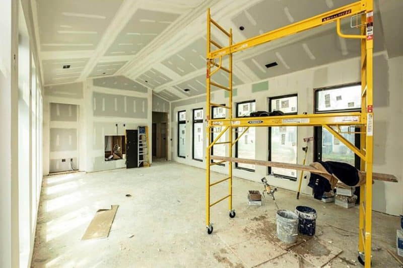 Sheetrock vs Drywall (Types & Size Guide)