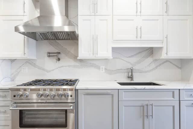37 Types of Kitchen Backsplash (Design Guide)