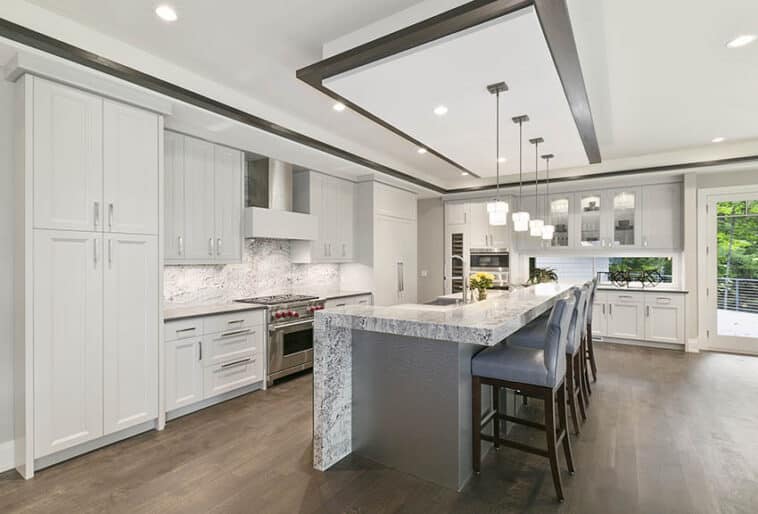 Quartz Backsplash Kitchen (Design Guide)