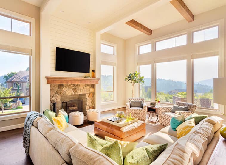 Transom Windows (Popular Types & Design Guide)