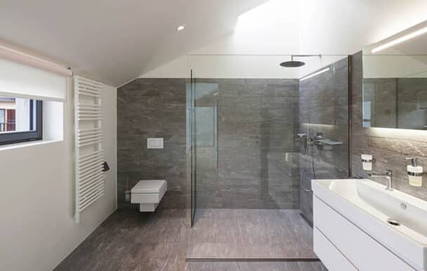 Curbless Shower (Zero Entry Walk-In Designs)
