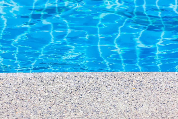 Exposed Aggregate Pool Deck (Pros and Cons) Exposed Aggregate Pool Deck (Pros and Cons)