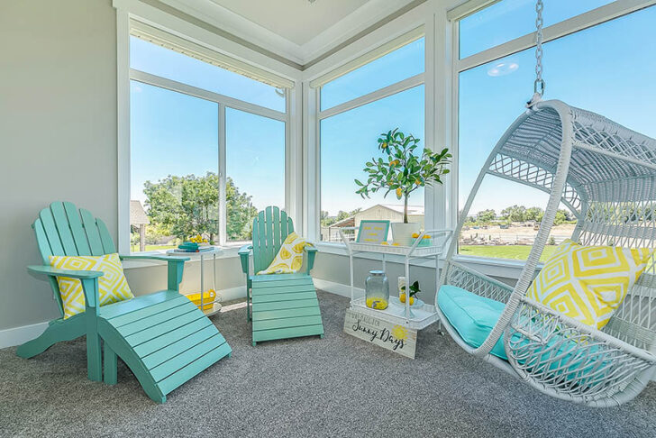 Sunroom Color Ideas (Best Paint & Color Schemes)