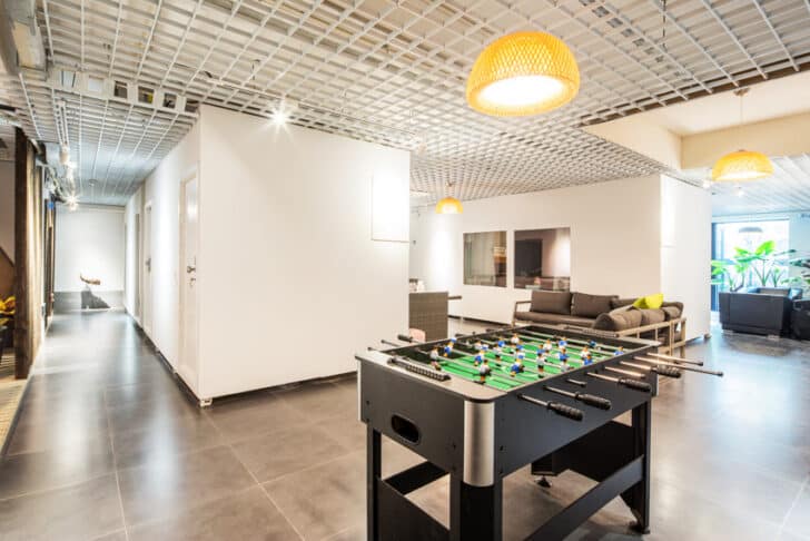 Man Cave Lighting (Best Light Fixtures Guide) - Designing Idea