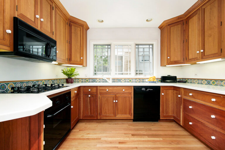 Types Of Cherry Wood (Design Guide)