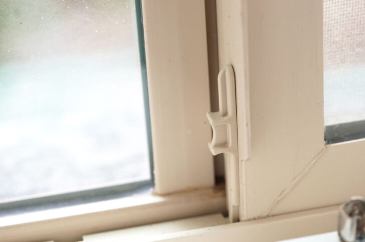 16 Types Of Window Locks (Uses & Styles)