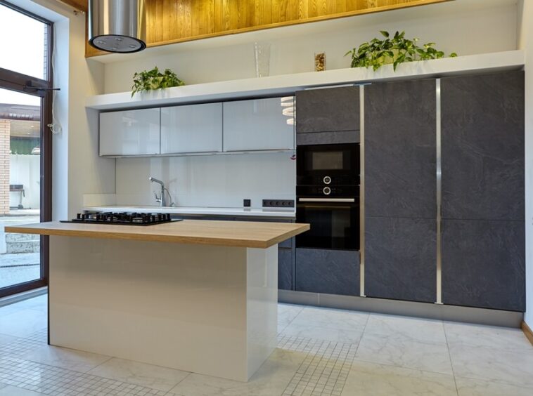 Handleless Kitchen Cabinets (Design Styles)