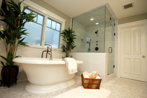 Types Of Obscure Glass For Bathroom Windows (9 Options)