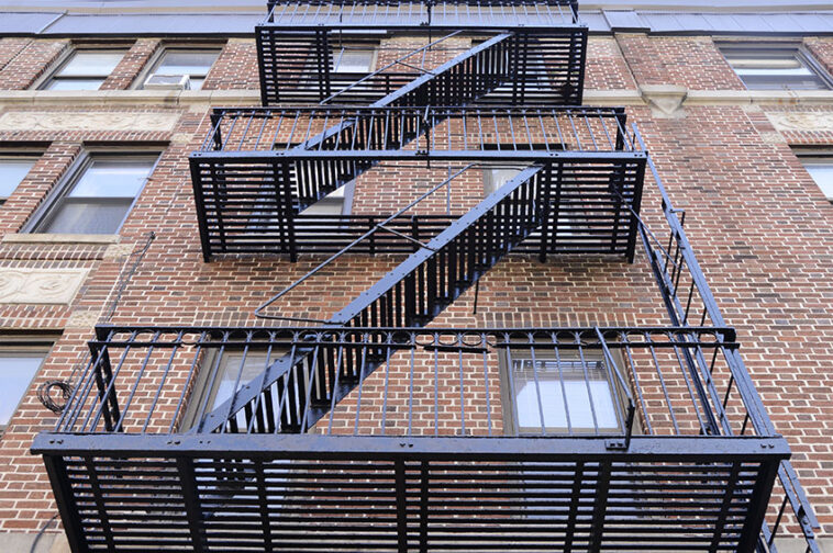 Stair Dimensions (Staircase & Railing Sizes Guide)