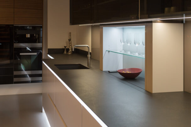 Backlit Countertops (Lighting & Materials)