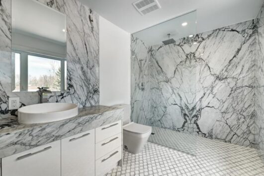 Open Concept Shower (17 Design Ideas)