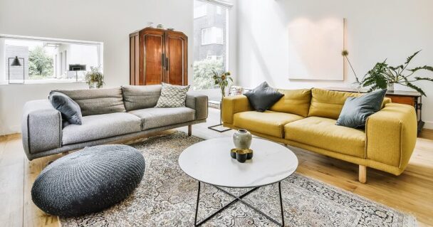 Pairing Two Different Color Sofas in the Living Room