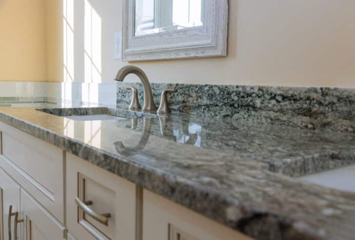 How To Seal Granite Countertops: Application Tips
