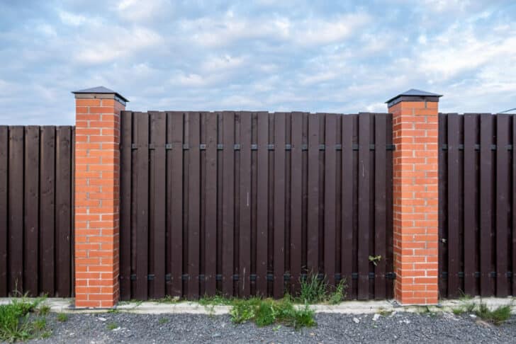 9 Wood Fence Alternatives (Pros and Cons) - Designing Idea