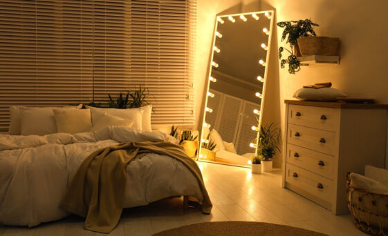 Romantic Bedroom Lighting (17 Alluring Ideas)