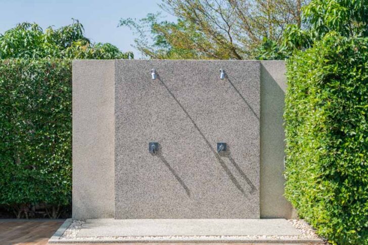 Outdoor Shower Ideas (Picture Gallery)