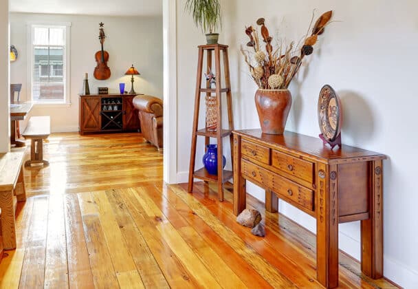 Entryway Table Dimensions (Size Guide)