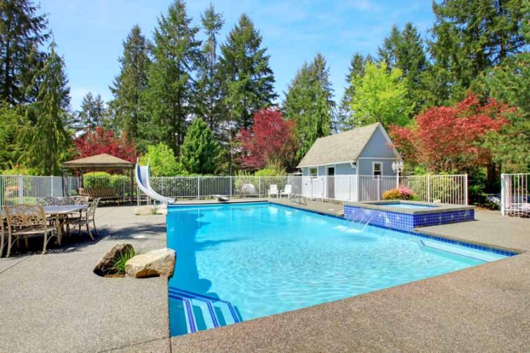 What Are The Types Of Epoxy Pool Deck Coatings And Which To Use?