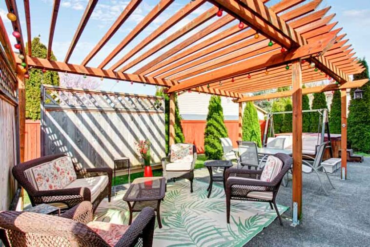 Pergola Privacy Wall (11 Backyard Screening Ideas)