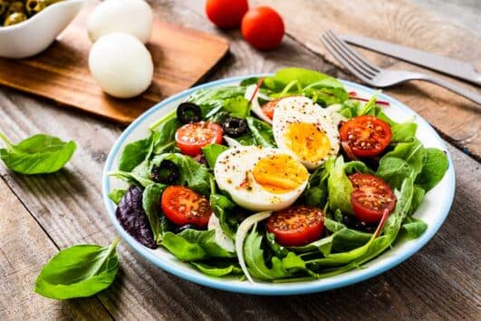 30 Types Of Plates (Dish Styles & Dining Uses)