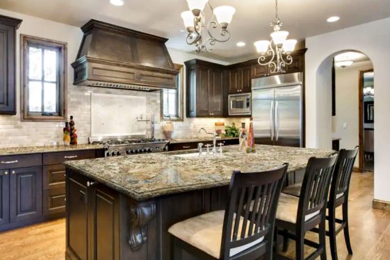 Gold Granite Countertops (Types & Matching Colors)