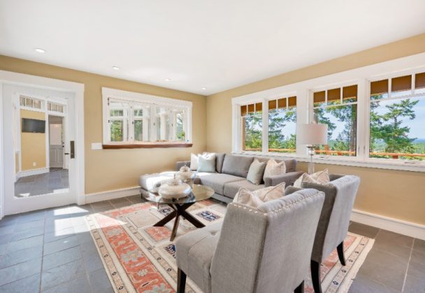 Faux Stone Flooring (Ideas & Materials)