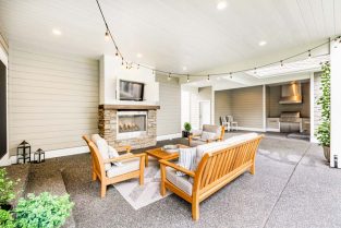 Outdoor Ceiling Panels (Types & Pros and Cons)