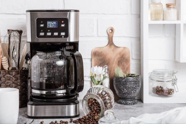 15 Essential Kitchen Countertop Appliances