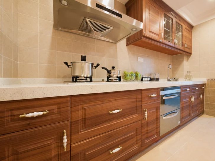 Square Tile Backsplash (Kitchen Designs)