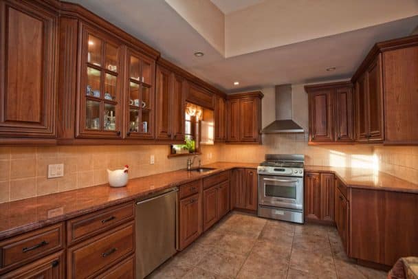 Square Tile Backsplash (Kitchen Designs)