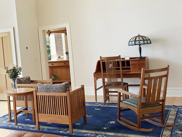 Stickley Furniture (Design Style & Pros and Cons)