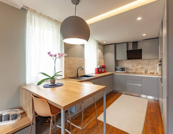 What Are The Most Popular Peninsula Kitchen Design Layouts & Shapes?