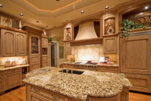 Italian Kitchen Cabinets (Design Styles & Materials)