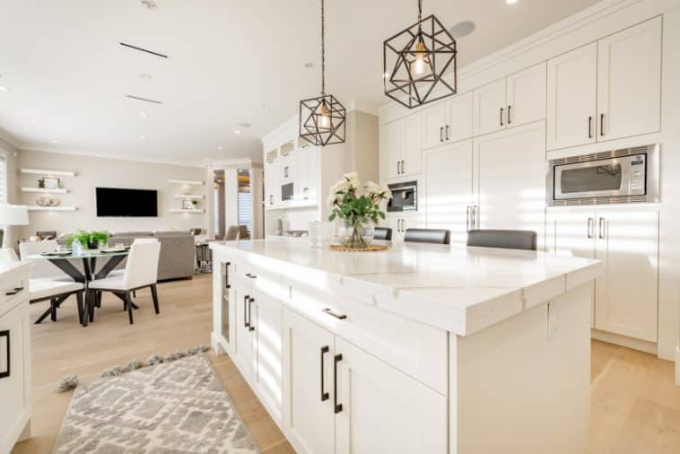 19 Helpful Kitchen Island Storage Ideas