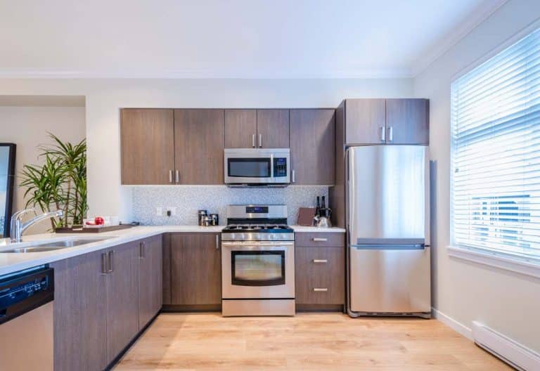 35 Effective Microwave Placement Ideas (Design Layouts & Tips)