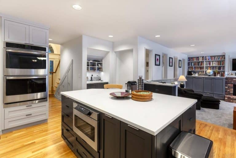 35 Effective Microwave Placement Ideas (Design Layouts & Tips)