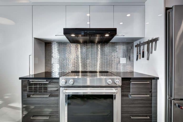 Stainless Steel Backsplash (9 Types for Kitchen Designs)